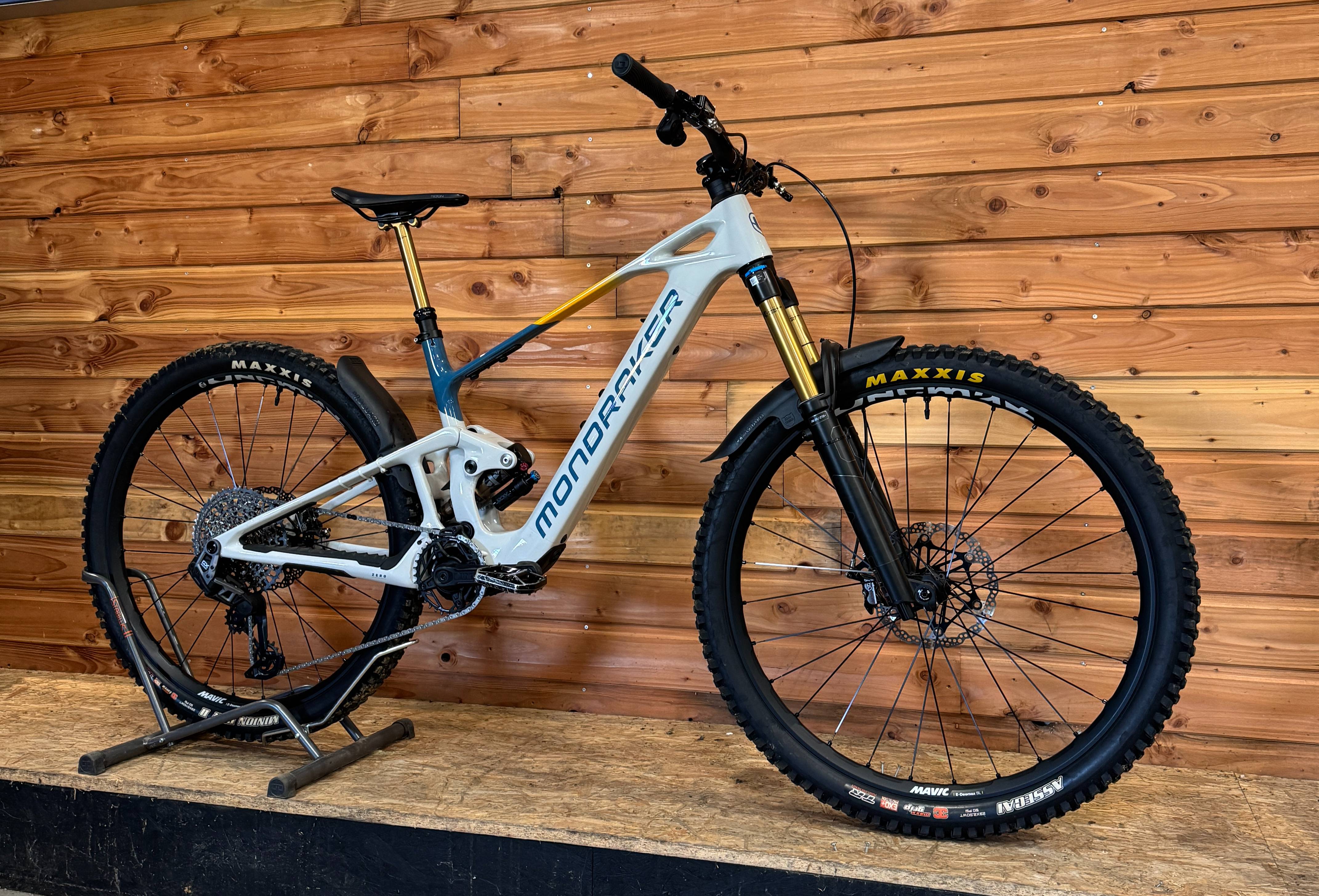Mondraker Neat RR 2024 – Chris Bike